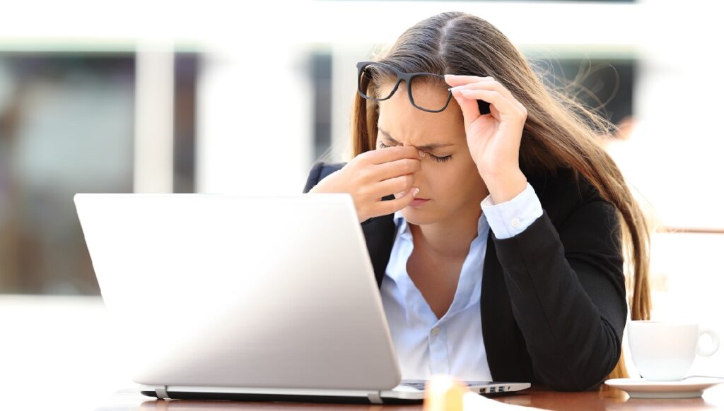 Todas las opciones de ajuste del brillo de la pantalla en Windows 11 ️