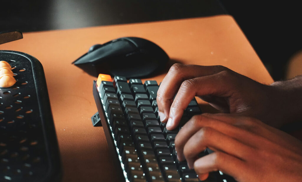 O que é hardware de computador e qual a sua função?