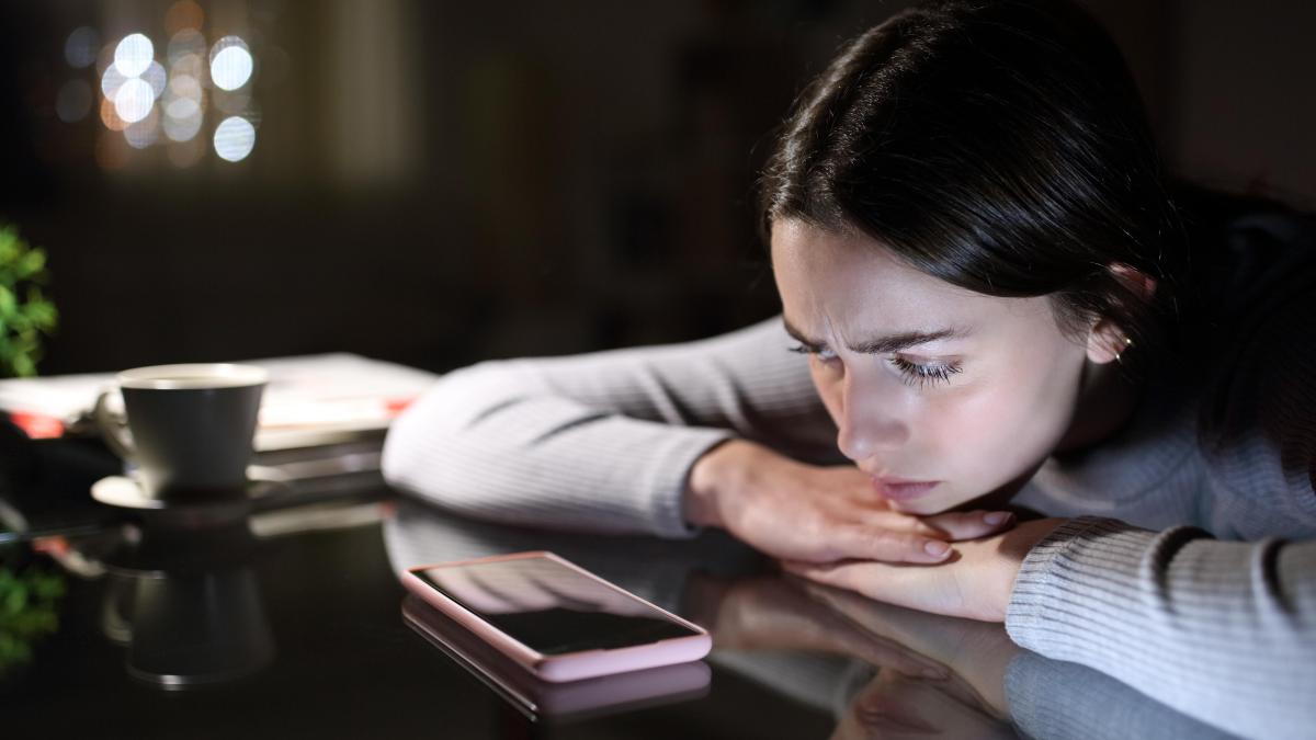 What is FOMO? Learn about it and how it affects you.